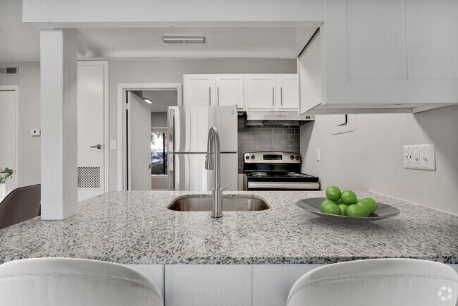 Capri Estates Apartments for Rent with a Living Room - Wilmington, NC ...