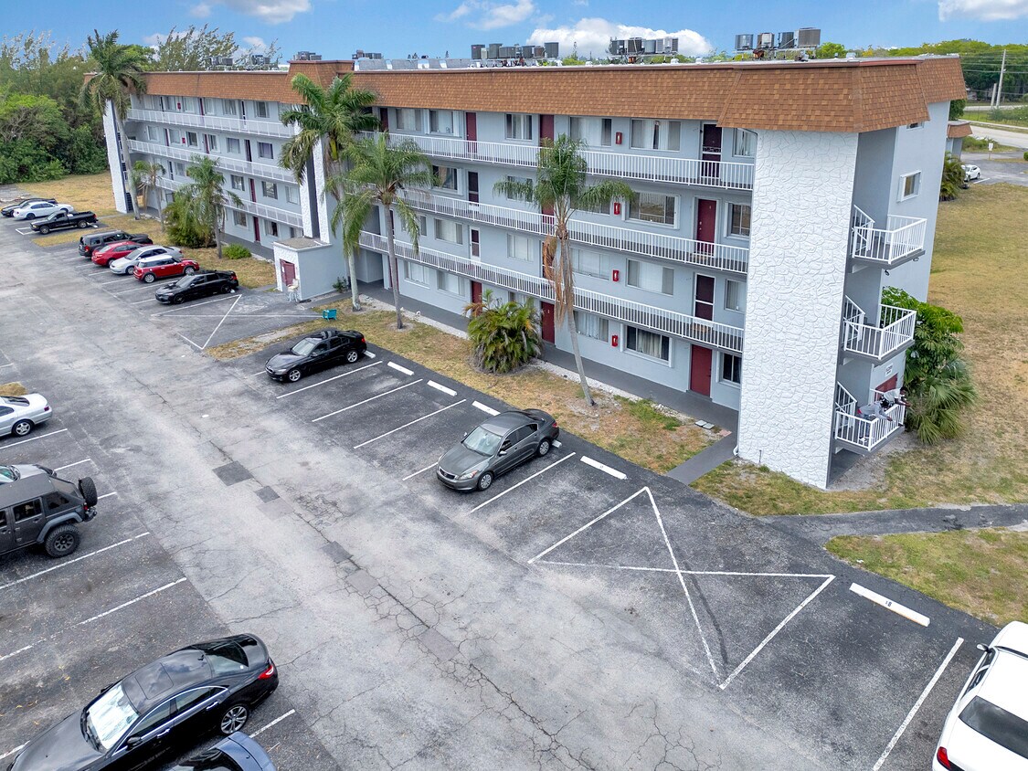 6289 Lear Dr Unit 403, Atlantis, FL 33462 - Condo for Rent in Atlantis ...