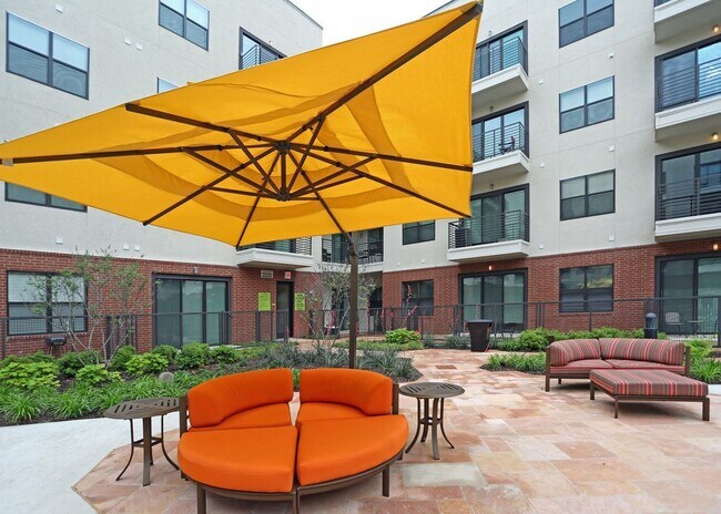 Maple at Med Center Apartments - Dallas, TX | Apartments.com