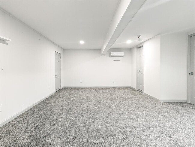 2306 Addison Rd Unit B, Houston, TX 77030 - Room for Rent in Houston ...