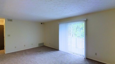 Valley Brook Apartments Rentals - Milford, OH | Apartments.com