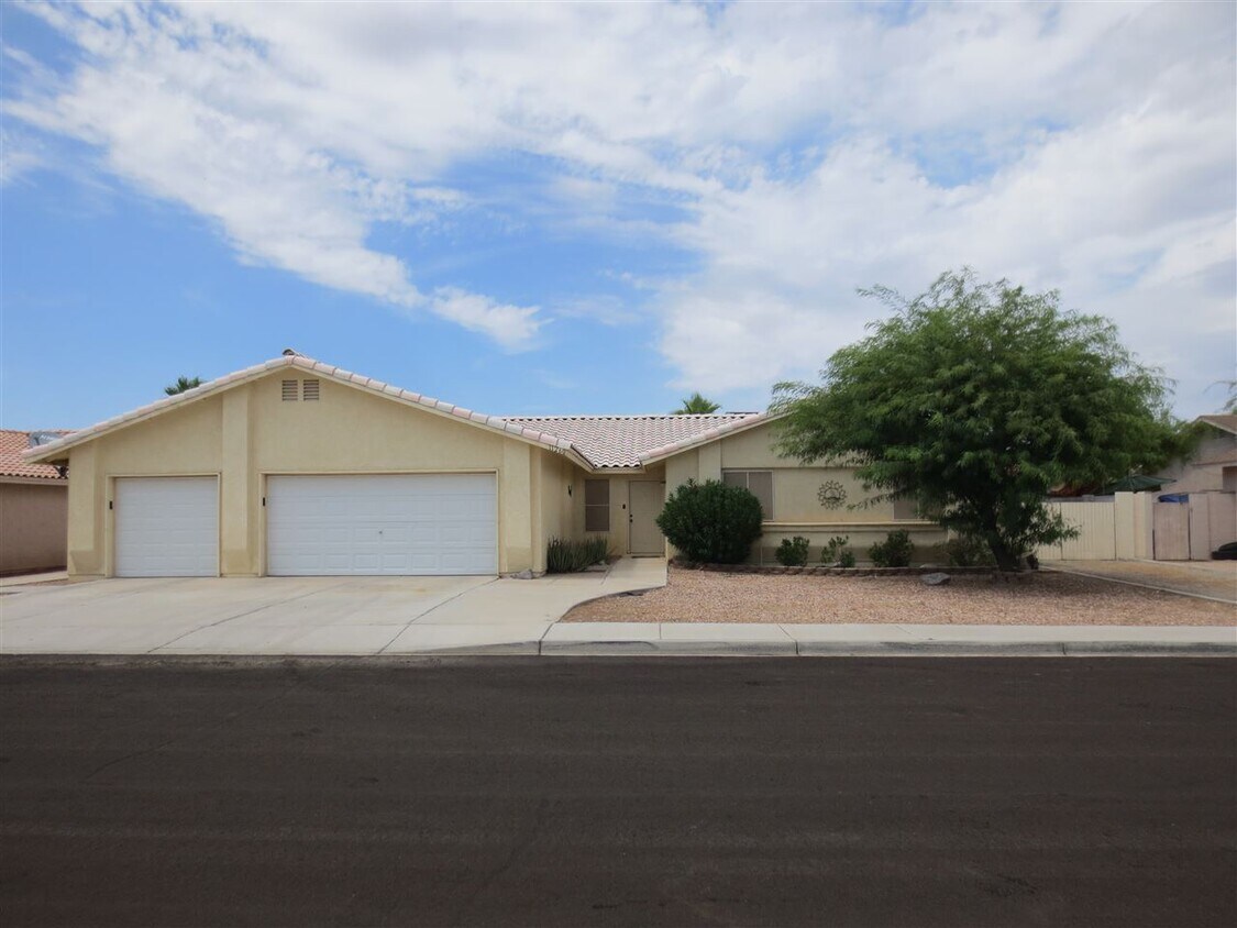 11260 E 27th Pl, Yuma, AZ 85367 - House Rental in Yuma, AZ | Apartments.com