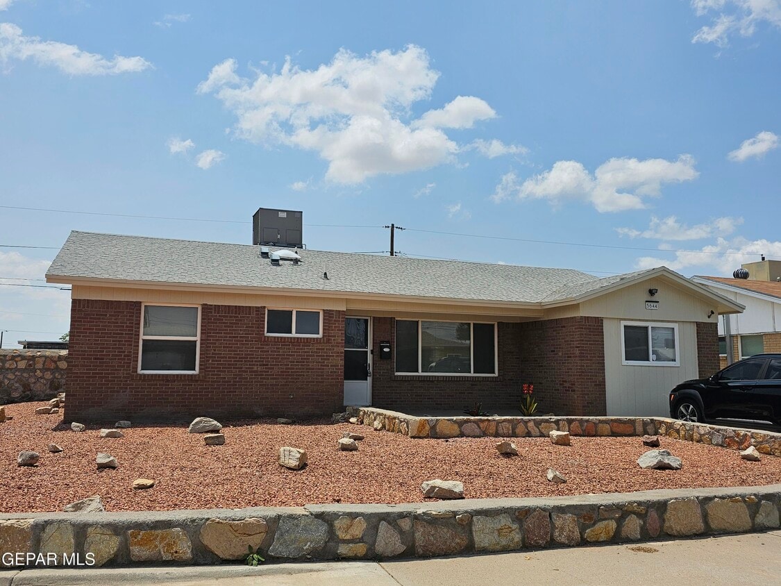 5644 Prince Edward Ave, El Paso, TX 79924 - House Rental in El Paso, TX ...