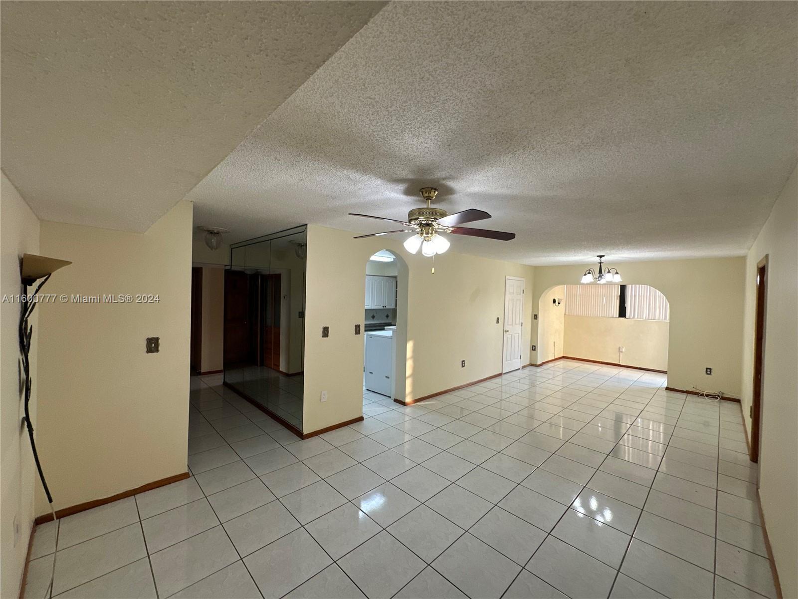 House For Rent 1300 Miami 3 Bedroomnull
