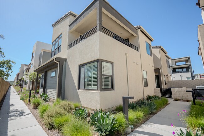 Apartments For Rent in Valencia CA - 383 Rentals | Apartments.com