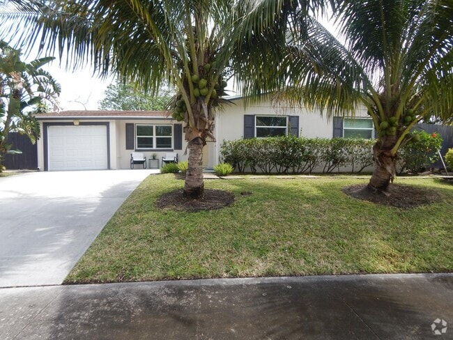 Palm Beach Cabana Colony West Apartments for Rent with a Garage - Palm ...
