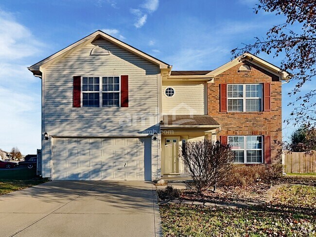 Crossfield Apartments for Rent with a Walk-In Closet - Indianapolis, IN ...