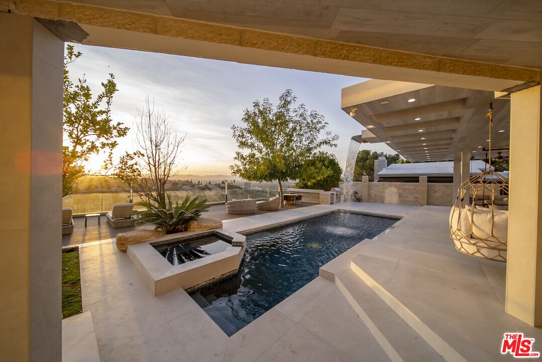 3911 Cody Rd, Los Angeles, CA 91403 - House Rental in Los Angeles, CA ...