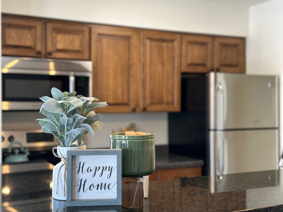 High Point Commons Apartments - 477 S High Point Rd Madison, WI ...