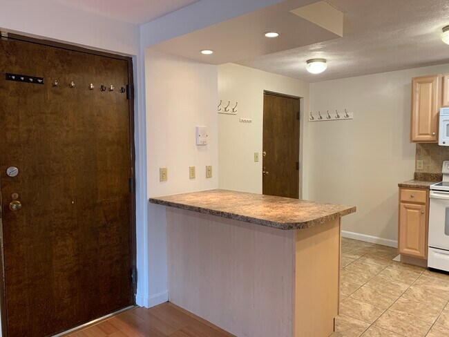 305 Riverside Ave Unit 33, Medford, MA 02155 - Medford, MA, 02155 ... 305 Riverside Ave Unit 33, Medford, MA 02155 - Medford, MA, 02155 ...