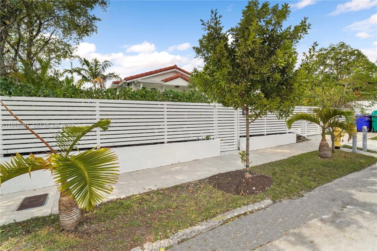 1450 SW 20Th Ave, Miami, FL 33145 - House Rental in Miami, FL ...
