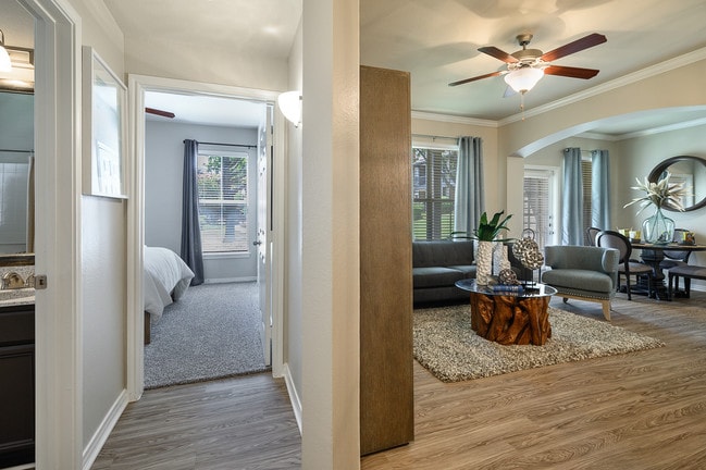 Ranch At Ridgeview Apartments - 2901 Ridgeview Dr Plano, TX ...