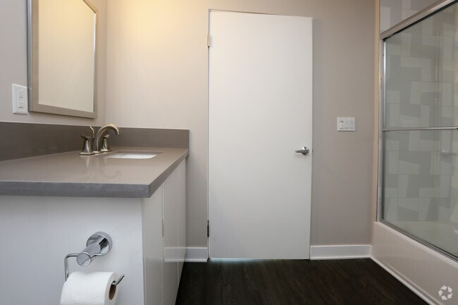 Enzo Apartments - Sherman Oaks, CA | Apartments.com