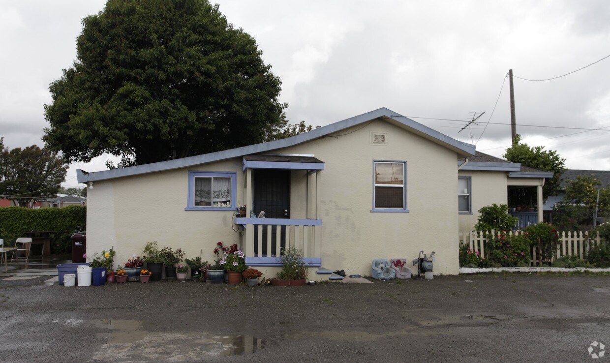 22863 Grand St, Hayward, CA 94541 - 22863 Grand St Hayward, CA 94541 ...