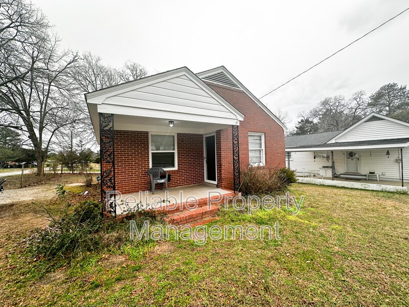 557 N Fayetteville St, Clayton, NC 27520 - House Rental in Clayton, NC | Apartments.com