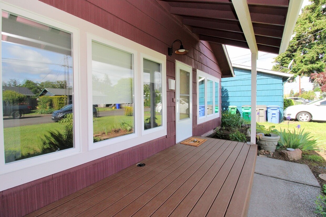 9938 Se Ramona St, Portland, OR 97266 | Apartments.com