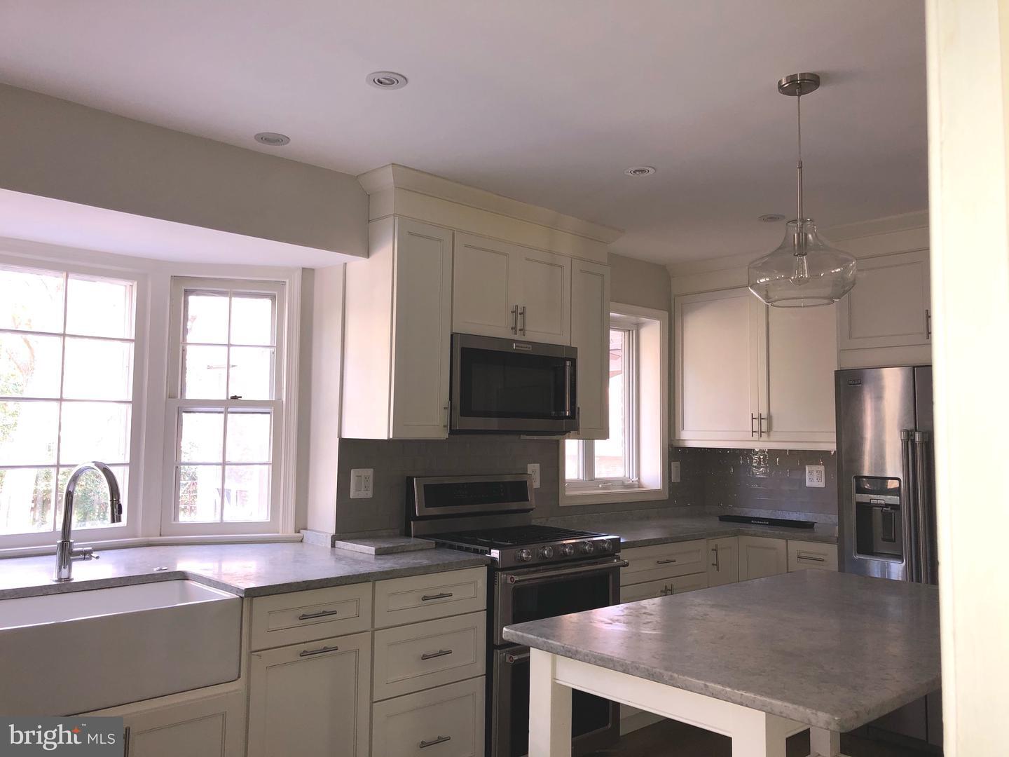 8811 Fircrest Pl, Alexandria, VA 22308 - House Rental in Alexandria, VA ...