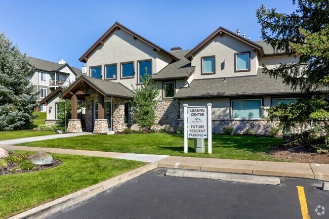 Apartments near Antelope Square in Layton, UT | Apartments.com