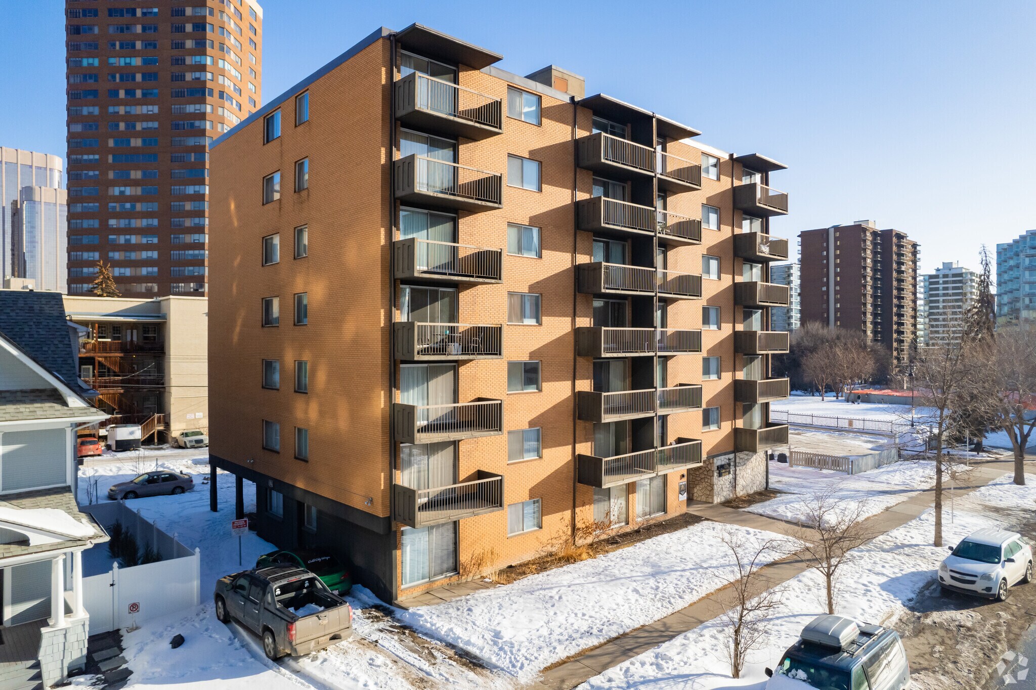Chelsea House Apartments - 720 14th Ave Sw Calgary, AB | Apartments.com
