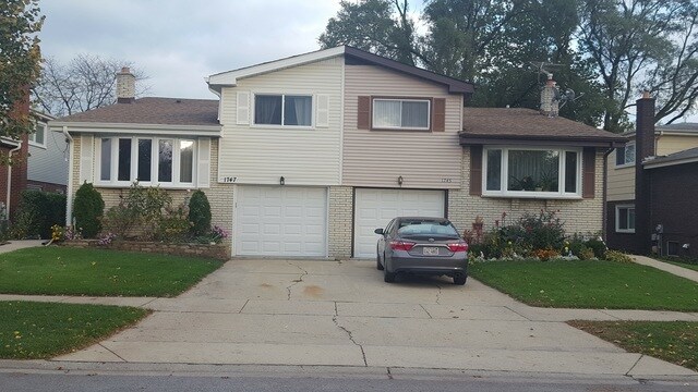 1747 N Drury Ln, Arlington Heights, IL 60004 - Townhome Rentals in ...