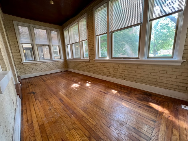 3896 Reading Rd Unit x, Cincinnati, OH 45229 - Condo for Rent in ...