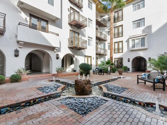 Downtown Phoenix Apartments for Rent with Wheelchair Access - Phoenix ...