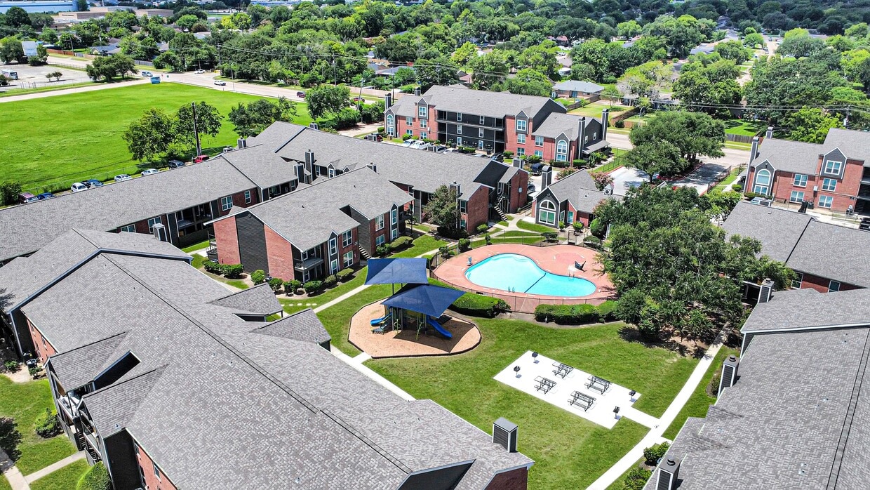 Aspen Park - 8811 Boone Rd Houston, TX 77099 | Apartments.com