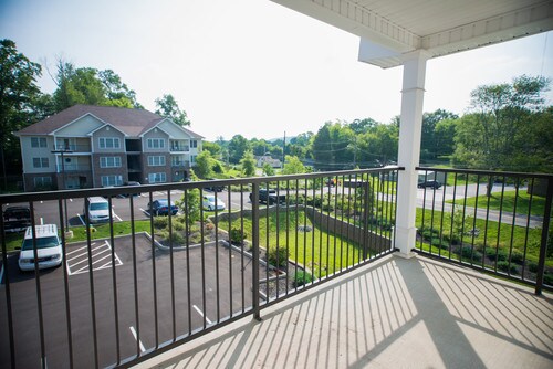 Maple Sunset Apartments - Apartments at 4829 Maple Sunset Way Knoxville ...