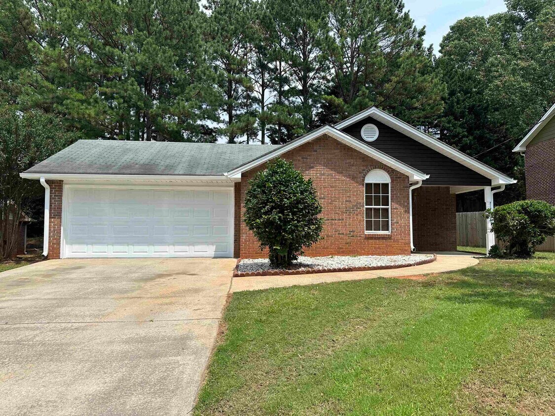 492 Oakwood Manor Dr, Stockbridge, GA 30281 - House Rental in ...