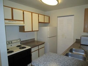 Silver Stream Apartments Rentals - Las Vegas, NV | Apartments.com