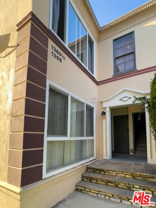 1365 Masselin Ave, Los Angeles, CA 90019 - Room for Rent in Los Angeles ...