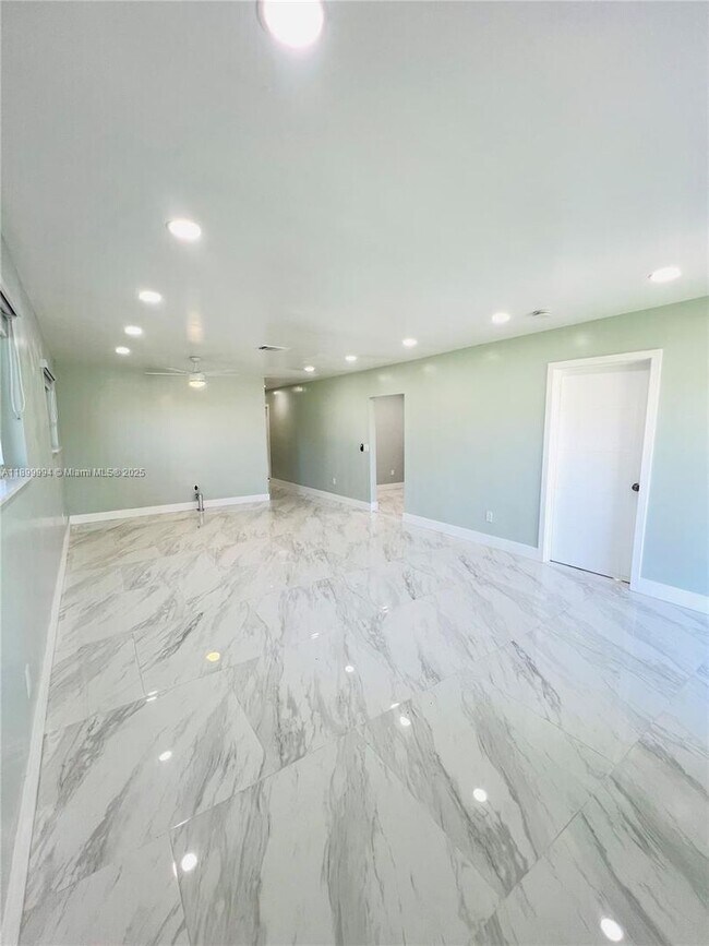 10370 SW 174th Terrace, Miami, FL 33157 - House Rental in Miami, FL ...