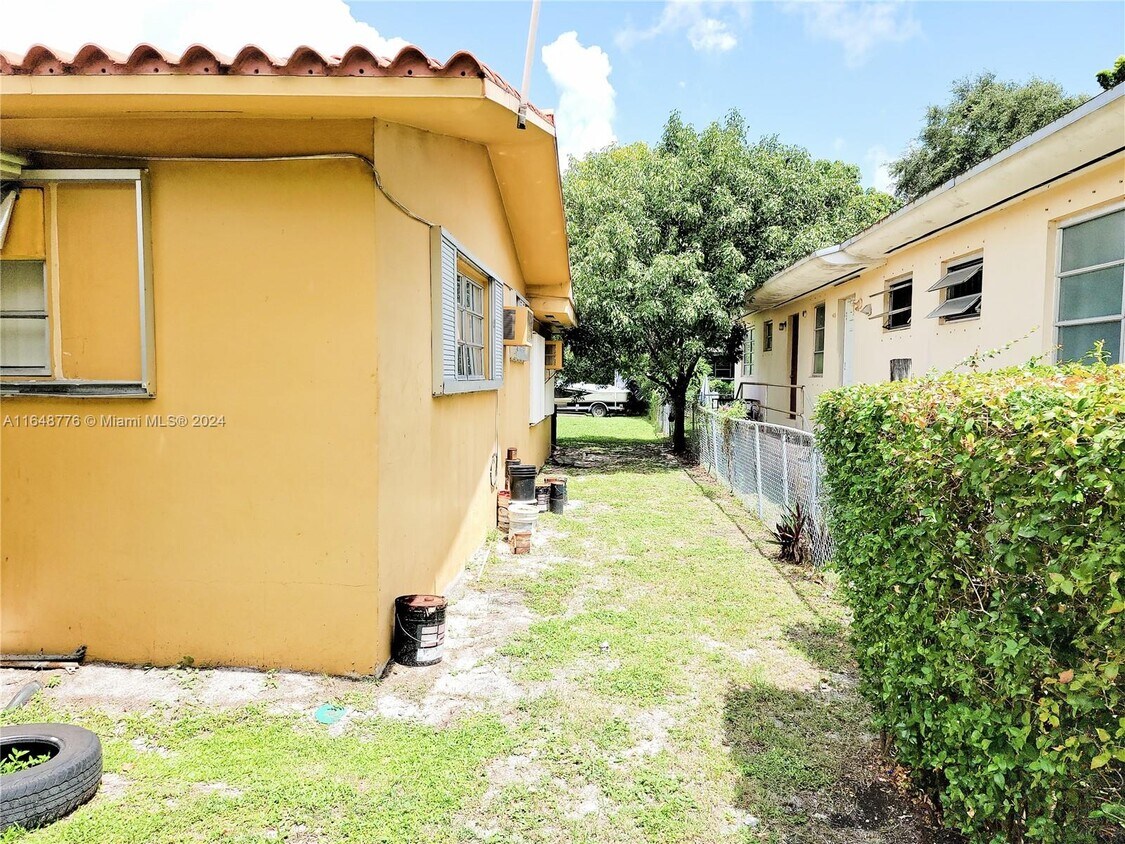 5101 NW 8th Ave Unit 2, Miami, FL 33127 - Room for Rent in Miami, FL | Apartments.com