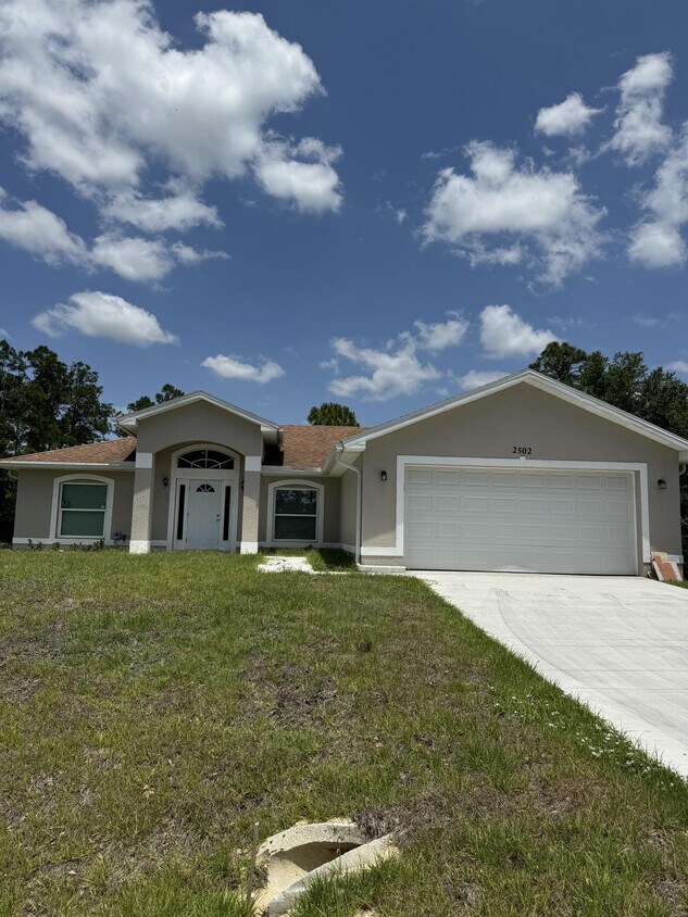 2502 38th St W, Lehigh Acres, FL 33971 - House Rental in Lehigh Acres, FL | Apartments.com