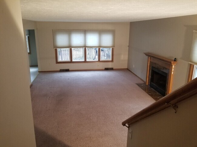 11419 Edgemere Ter, Roscoe, IL 61073 - Townhome Rentals in Roscoe IL ...
