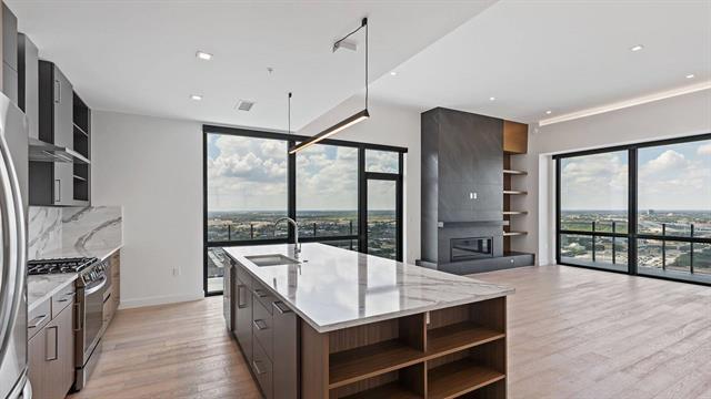 315 S Cesar Chavez Blvd Unit 2001, Dallas, TX 75201 - Room for Rent in ...