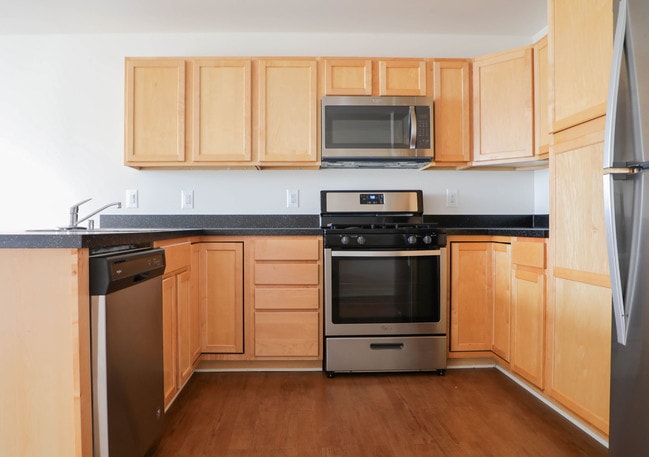 The Residences at Brookside Commons Apartments - Owings Mills, MD ...