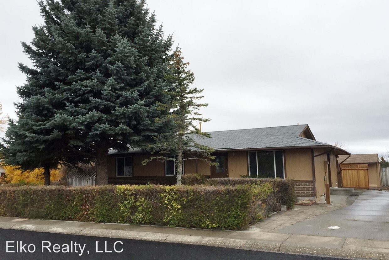 3388 Carlson St, Elko, NV 89801 - House Rental in Elko, NV | Apartments.com