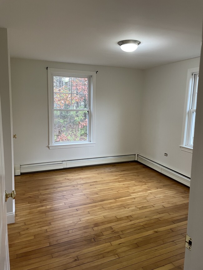 391 W Elm St, Yarmouth, ME 04096 - House Rental in Yarmouth, ME ...