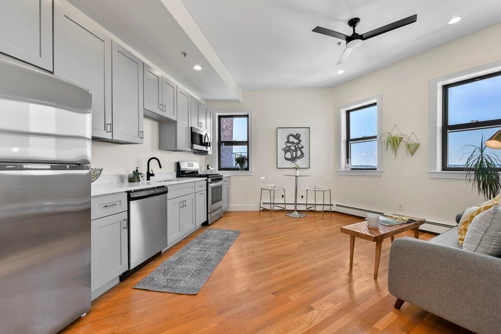 45 Thomas Park Unit 4, Boston, MA 02127 - 45 Thomas Park Boston, MA ...