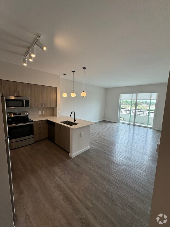 Rolling Oaks Apartments for Rent with a Walk-In Closet - Miami Gardens, FL - Updated Today ...