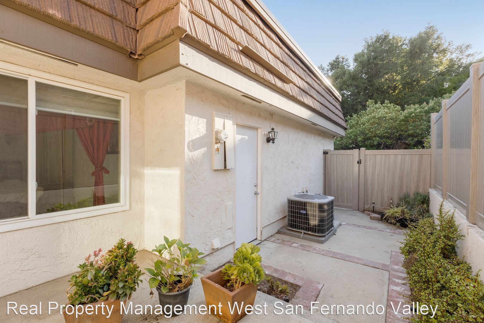10531 Larwin Ave, Los Angeles, CA 91311 - House Rental in Los Angeles ...