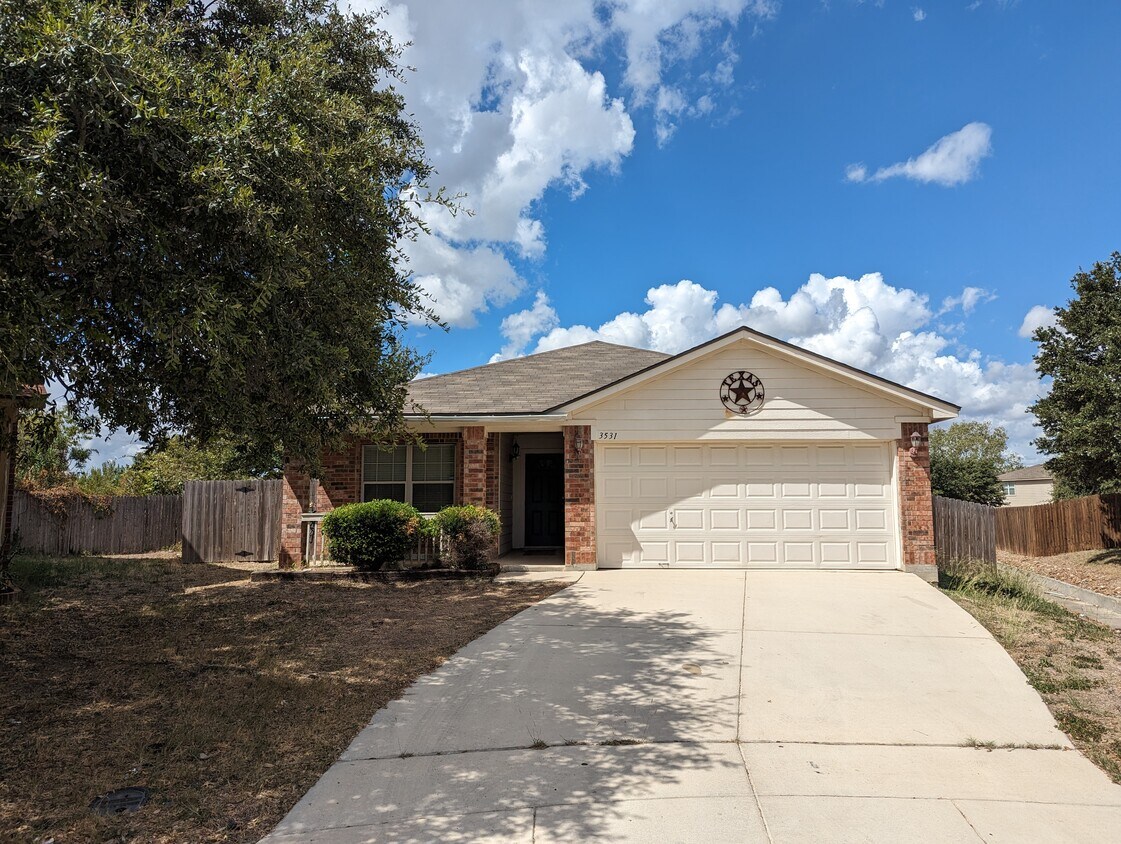 3531 Blue Topaz, San Antonio, TX 78245 - House Rental in San Antonio ...
