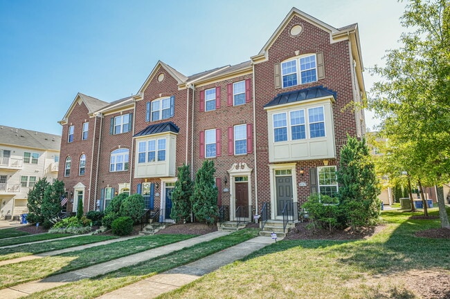 3717 Commodore Joshua Barney Dr NE, Washington, DC 20018 - Townhome ...