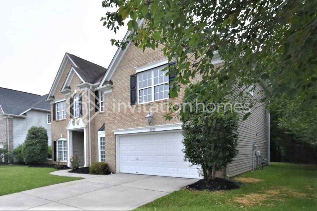 15033 Callow Forest Dr, Charlotte, NC 28273 | Apartments.com