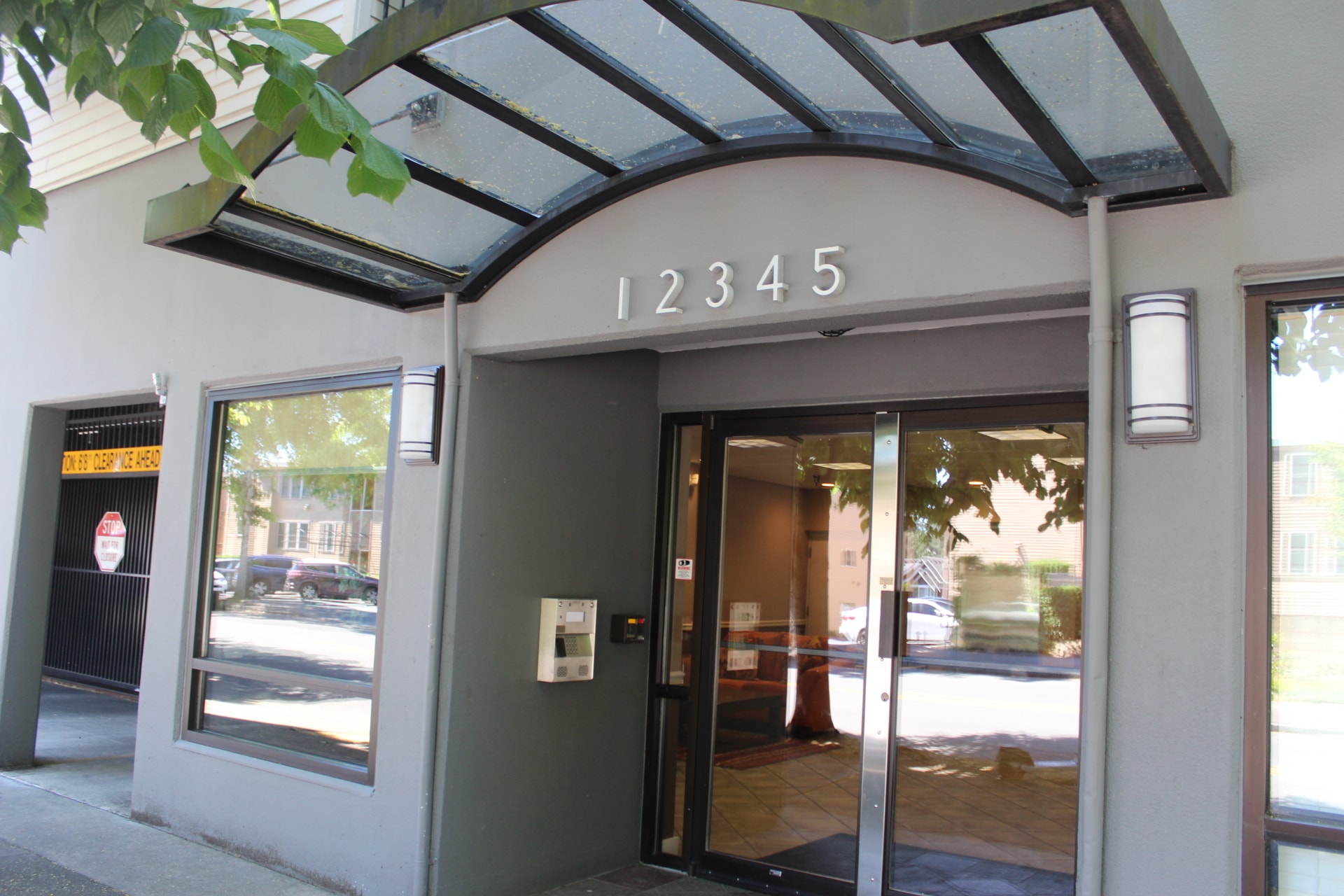 12345 Roosevelt Way Ne Unit 207, Seattle, WA 98125 - Condo for Rent in ...