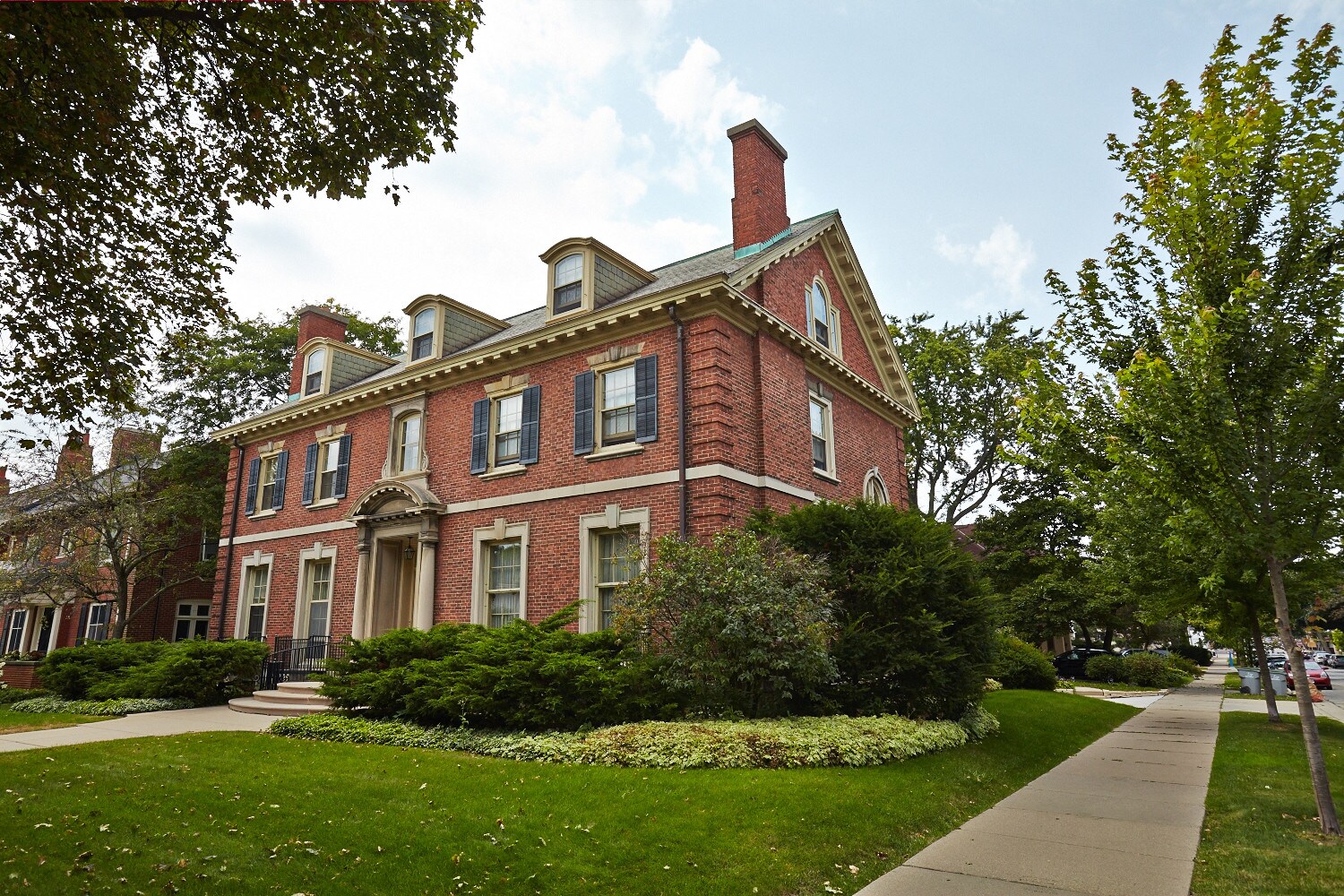 2135 N Lake Dr Unit 2, Milwaukee, WI 53202 - 2135 N Lake Dr Milwaukee ...