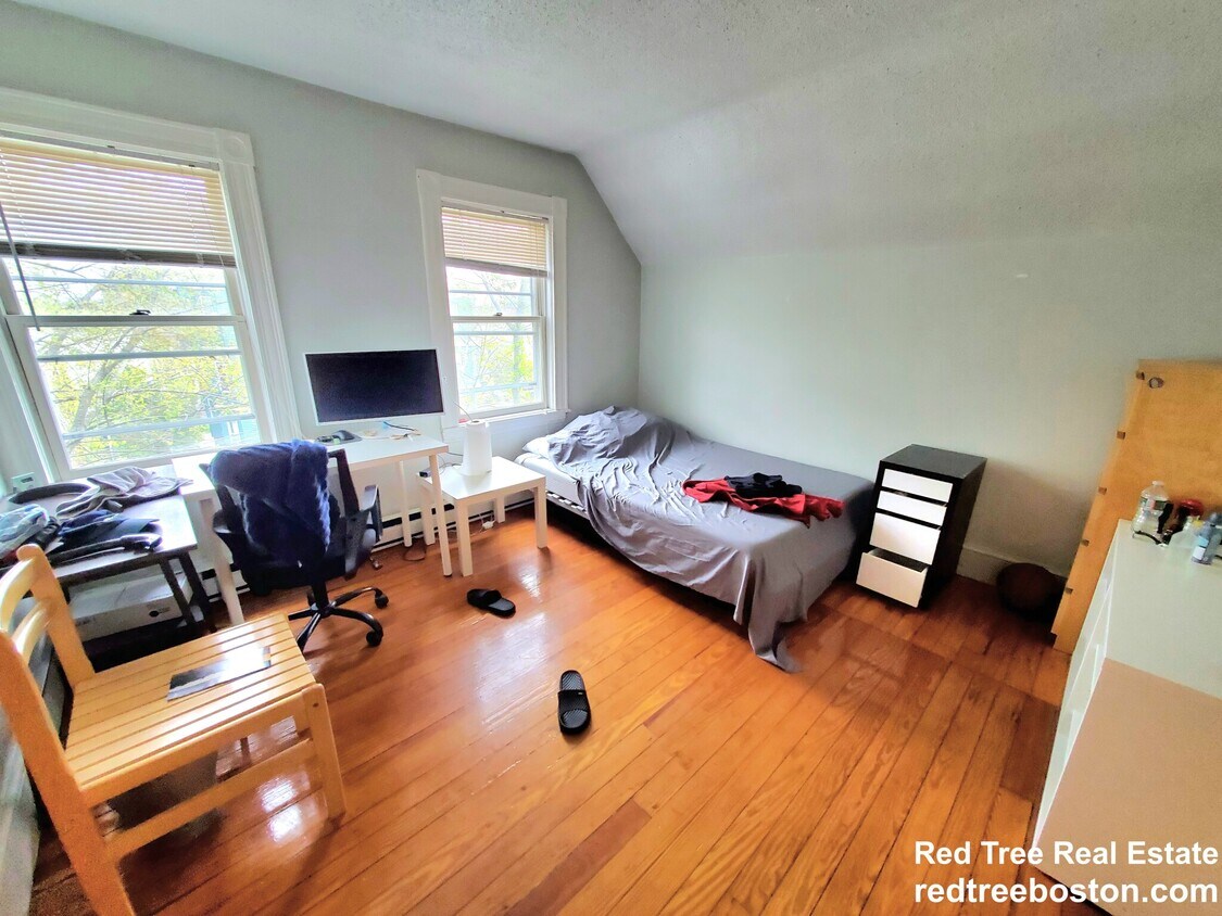 12 Bennett St Unit 3, Boston, MA 02135 - 12 Bennett St Boston, MA 02135 ...