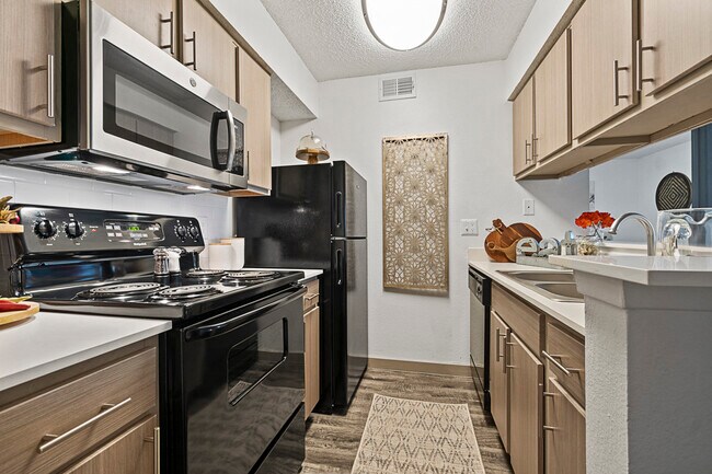 The Emerson - Apartments in Dallas, TX | Apartments.com