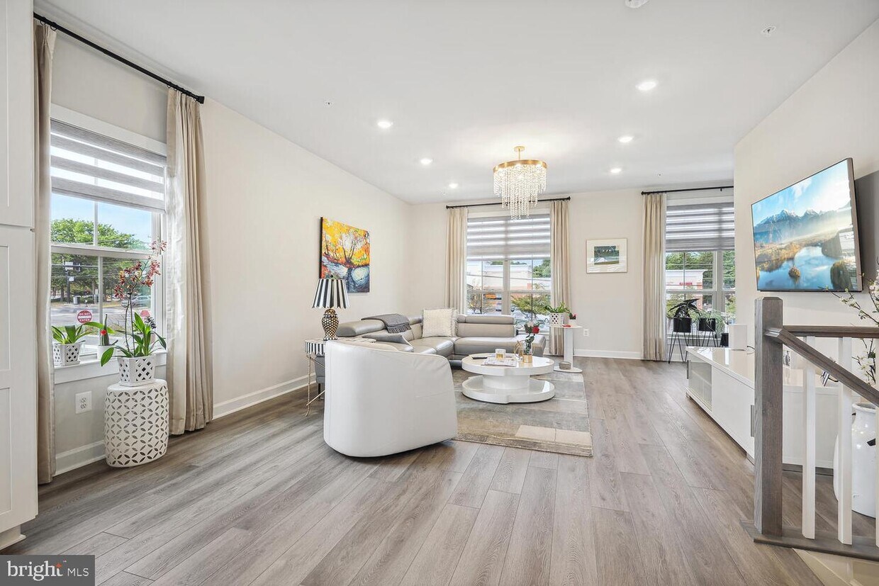 10697 Fairgrounds Dr, Fairfax, VA 22030 - Townhome Rentals in Fairfax ...